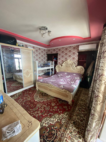 Hovli sotiladi tashqi va ichki 10 Sotox