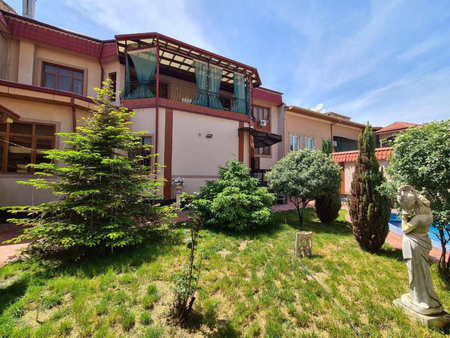 Продается дом Эко базар кафе Самаркад , Тараканчик