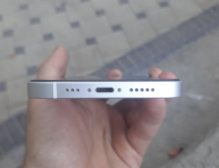 srochna iphone 12