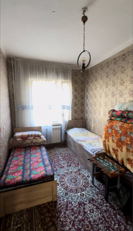 N1403 Olmazor tumani Sebzor 3/2/4