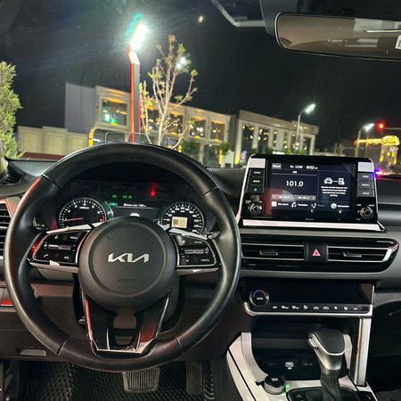 KIA Seltos 2022 Full