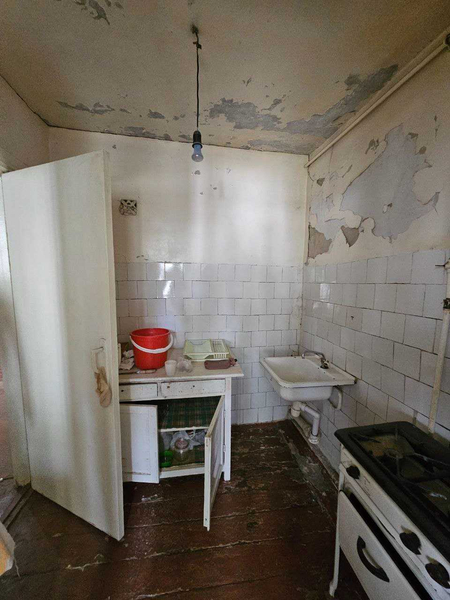 ул.Ш.Руставели Океан 2-комнатная 5/5 55 м² лоджия 2х6 кирпич без рем