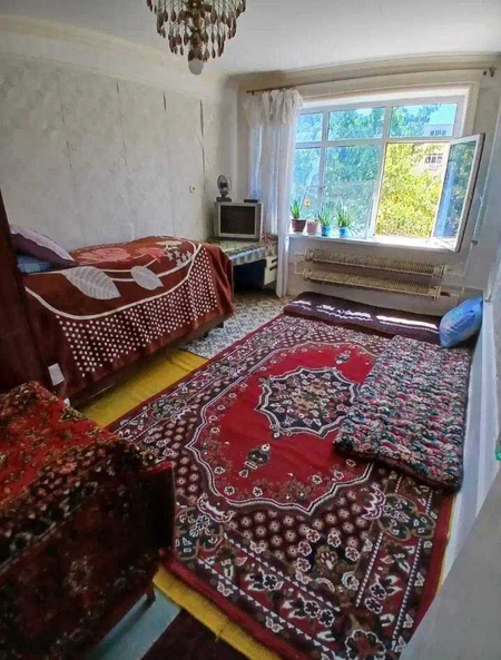 Продаётся 2х комн квартира на 1 этаже Ор-р 5 микрорайон Жомий