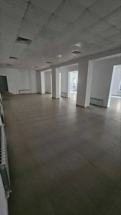 Продаётся Коммерческое помещение в Юнусабаде