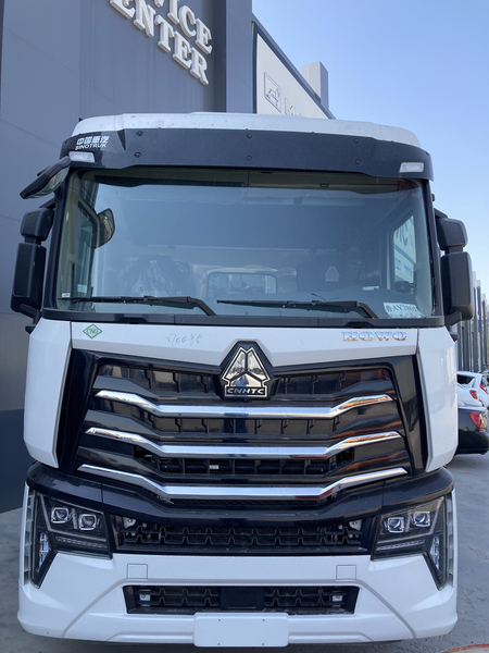 Тягач Howo Max 4x2 CNG 460 л.с. газовый на метане, подушка В Наличии