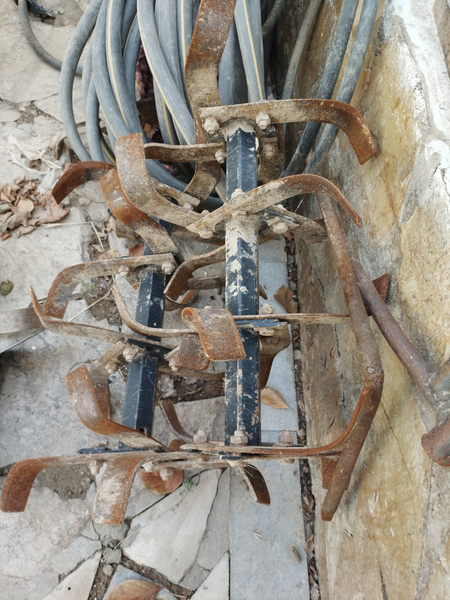 Motopilla sotiladi