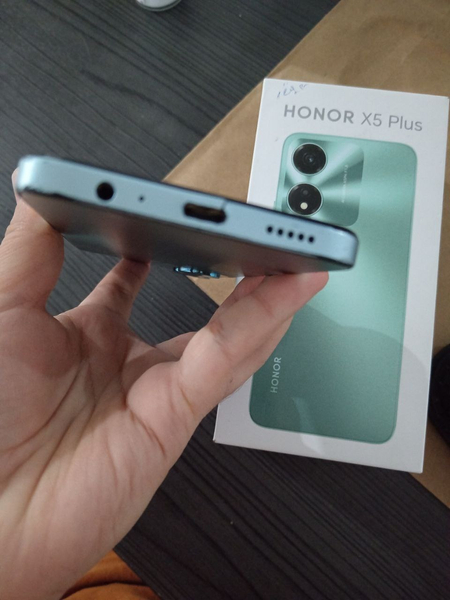 Honor X5 plyus 64gb sotiladi