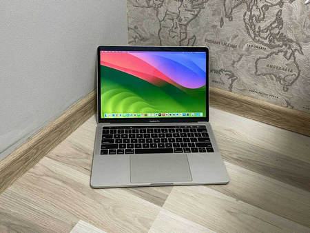 Macbook 2015, Ram 16GB, Xotira 512GB, Zaryadchik