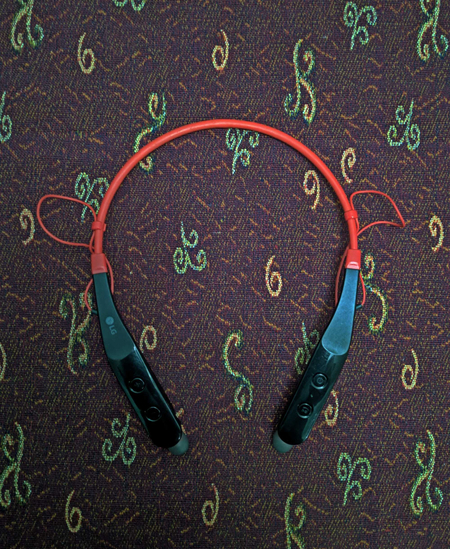 Bluetooth-гарнитура LG TONE + / HBS-510 . Пр-во Корея . Оригинал !!!