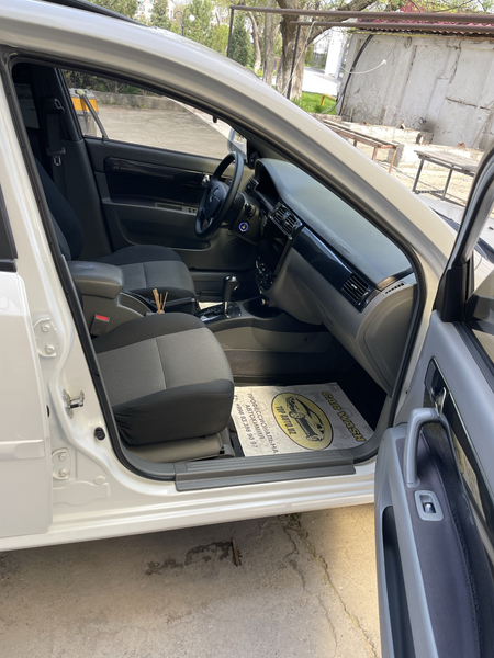 Jentra 2018 oq A/T