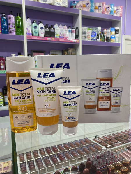 Lea!подаросный набор для мужчин! Испания