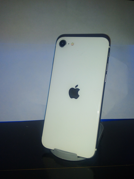 Продам iphone SE 2020 [2 generation]