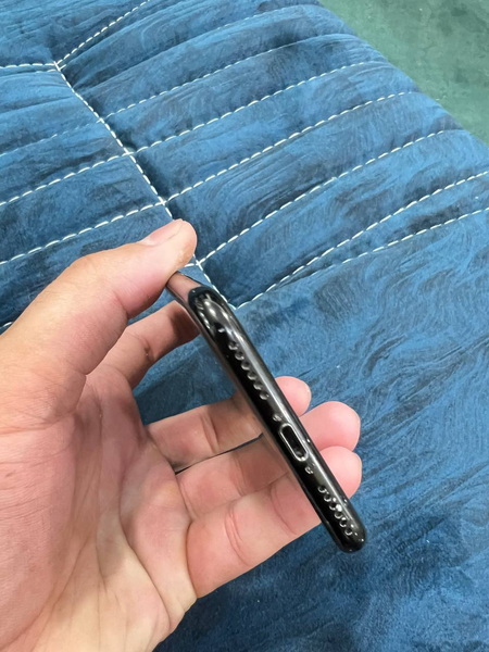 iPhone 7 sotiladi