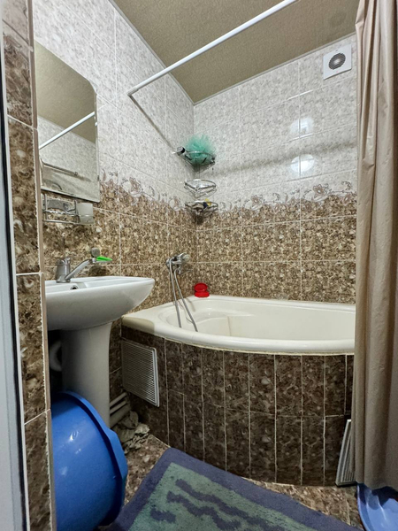 Чилонзор -26кв 1*2/4/5.Срочно Продам квартиру срочно