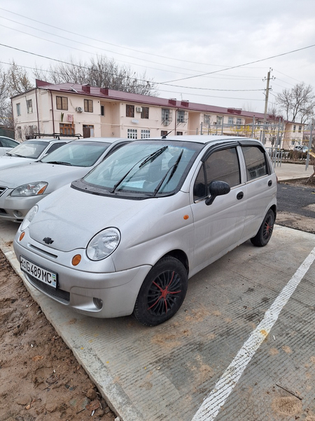Matiz sotiladi 2010 yil 3800 y.u arenda s vikupom