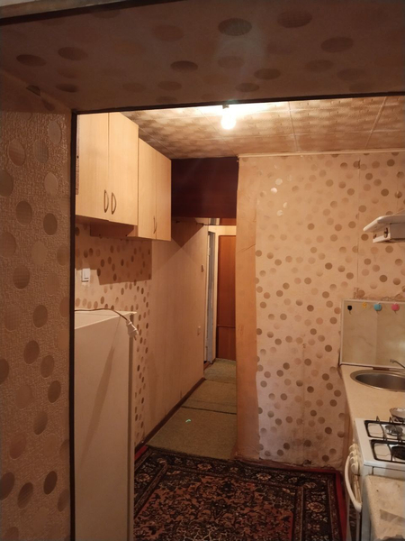 Аренда СЕРГЕЛИ 1 ком. 18 м2 санузел свой с обстановкой 2/4 кирпич 250у