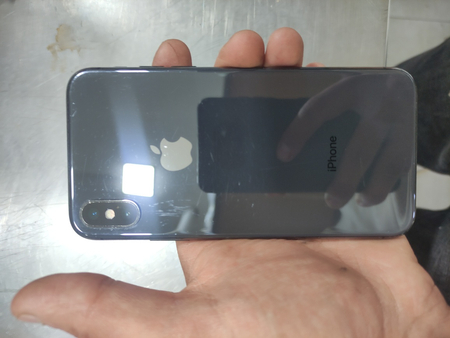 Iphone X Sotiladi srochna