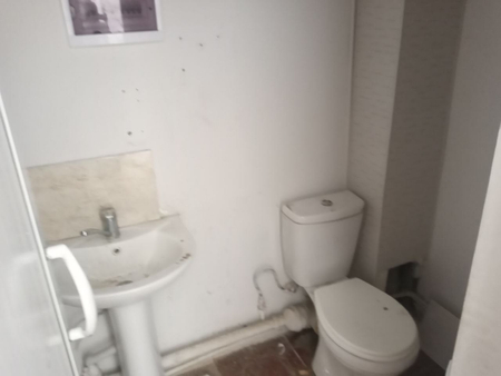 Магазин в городе Гулистан 130 кв. м. Gulistonda dokon