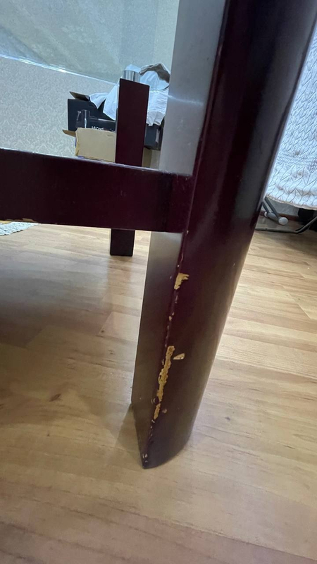 Продам журнальный столик из закалённое стекла