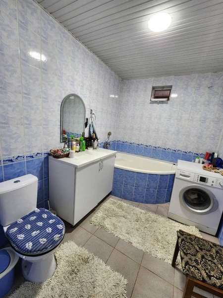 Продаётся дом рядом с рестораном 