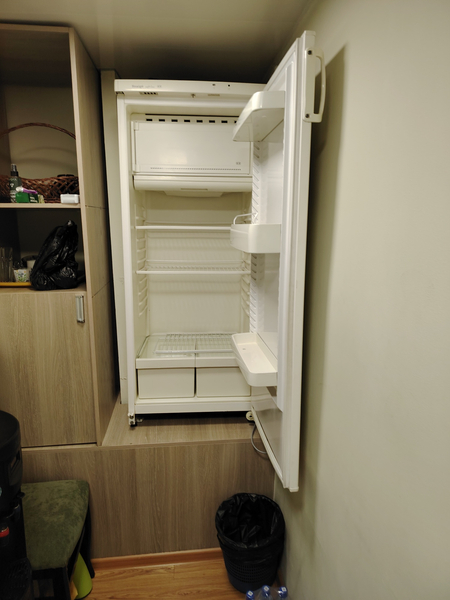 Продаётся холодильник б/у SNAIGE, рабочий.