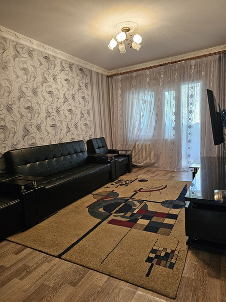 Продаю свою 2х ком. кв. Куйлюк массив 5 Без посредников.