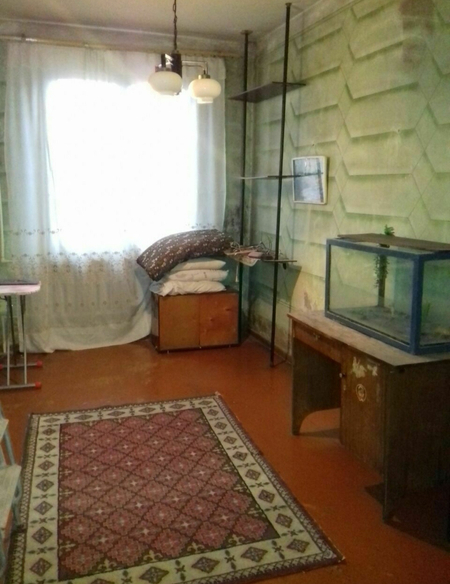 Срочно продаётся  своя квартира 11 квартал 3/3/4 сообственная