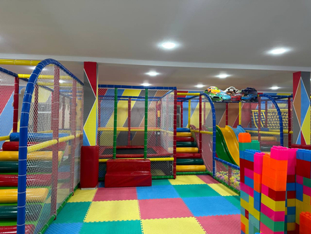 Детский игравой лабиринт, Детская площадка, Игравые зоны
