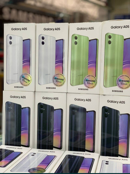 Samsung A25 va A15 A05