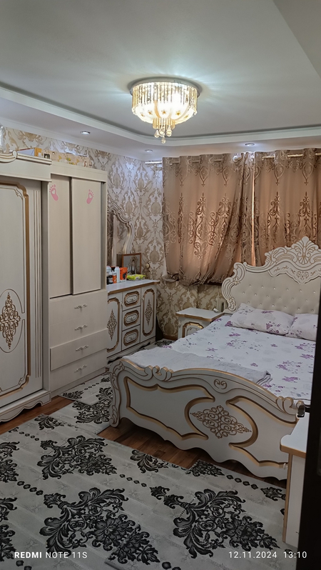 Продается 3 х комнатная квартира в городе Бухаре