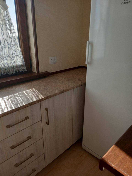 м.Буюк Ипак Йули Аптека 36,6 1-комн 2/4 42 м² 2х6 кирпич чистая