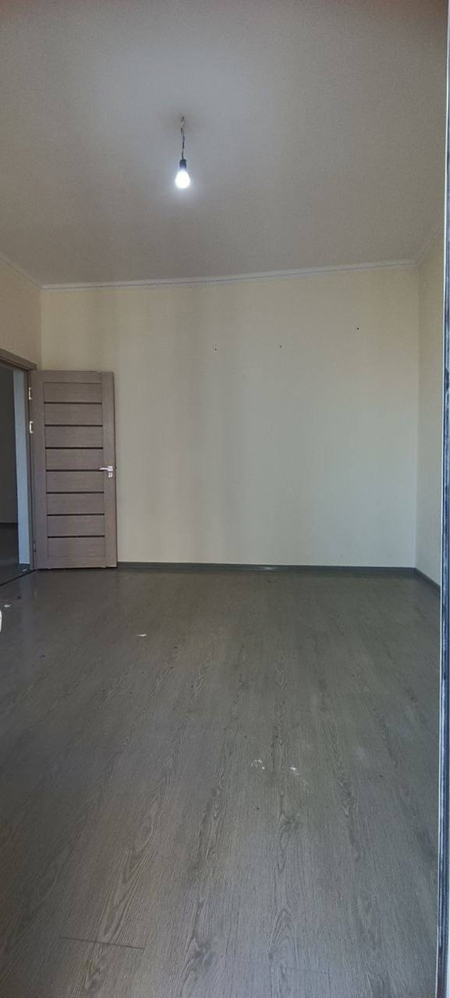 Срочно продаються трёх комн кварт в Самарканд в массиве Карасув (МОТРИ
