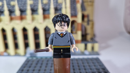 Продаю Lego Garry Potter коробка и инструкция имеются