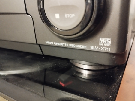 Видеомагнитофон Sony SLV-X711SG после полной профилактики.