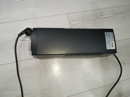 UPS AVT 850 AVR - источник бесперебойного питания,