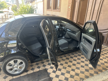 Chevrolet Jentra