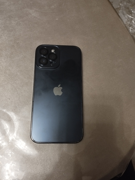 Srocna sotiladi Ayfon 12 pro max