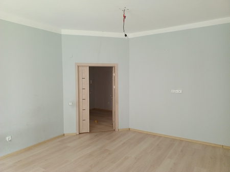 Продам квартиру 3/2/10 в Яшнабадском районе