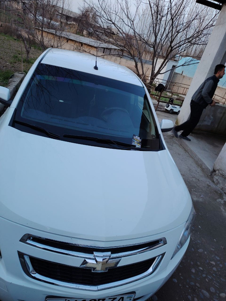 Chevrolet Cobolt 2014 sotiladi