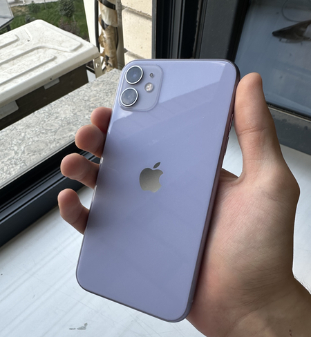 Iphone 11 holati zor usta kormagan karobkasi bor