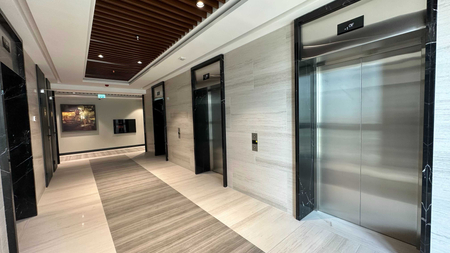Продается коммерческое помещение на Nest One 92m2