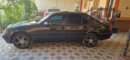 Mercedes w202 sotiladi.