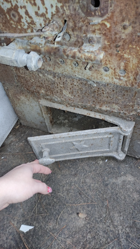 Продам печку с накопителем для воды, можно для бани