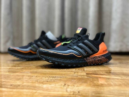Adidas ULTRABOOST кроссовки для бега