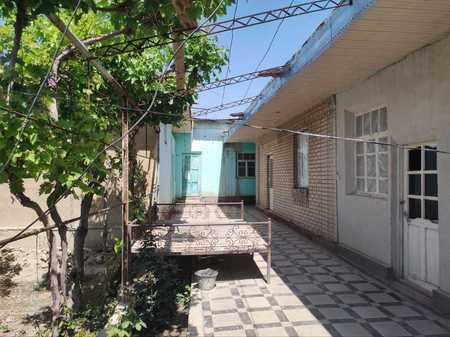 Katta Hovli Sotiladi