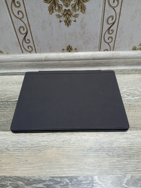 Dell noutbook hamda planshet  i5-8350U 8/256 gb
