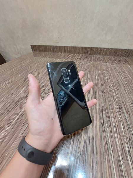 Samsung S9 plyus tagiga javob