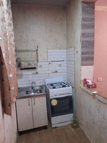 Феруза , таксопарк, Экобазао  1/1/4 . Два входа . 34 кв.м