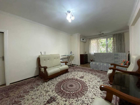 Продается квартира Французский тип  2/2/8 Яккасарай (J3075 )