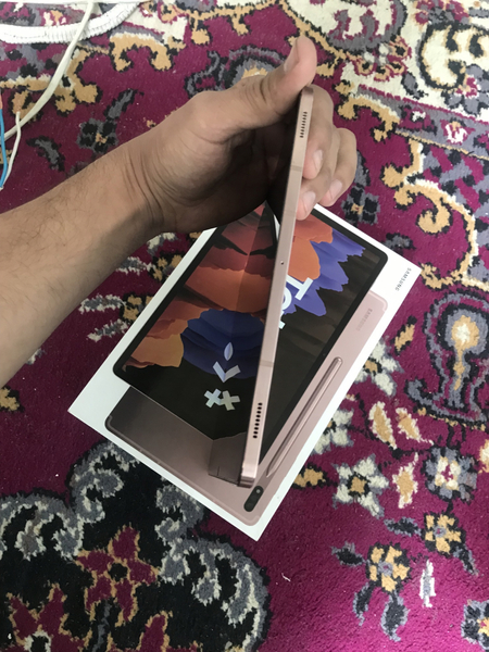 SAMSUNG Tab S7+ sotladi